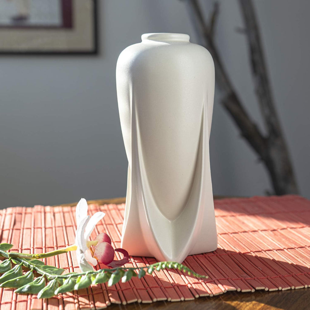 TECO® Rocket Vase – AIA Design Shop